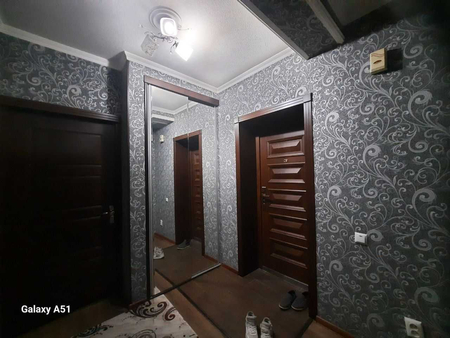 2-к квартира, 60 м² 3/5 эт.на Юнусабадском  районе ул. Ок тепа(J2471)