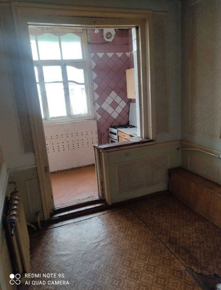Кора камиш 1/3 да 3 хона сотилади