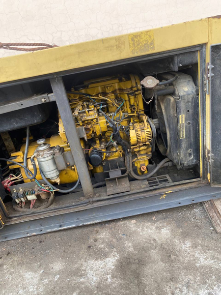 Kipor генератор 15 KVT.