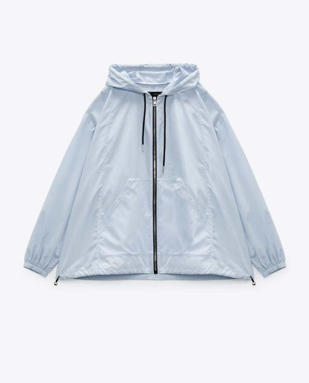 ZARA женский  Дождевик  и Сумка 
ДОЖДЕВИК ZARA С КАПЮШОНОМ С СУМКОЙ
28