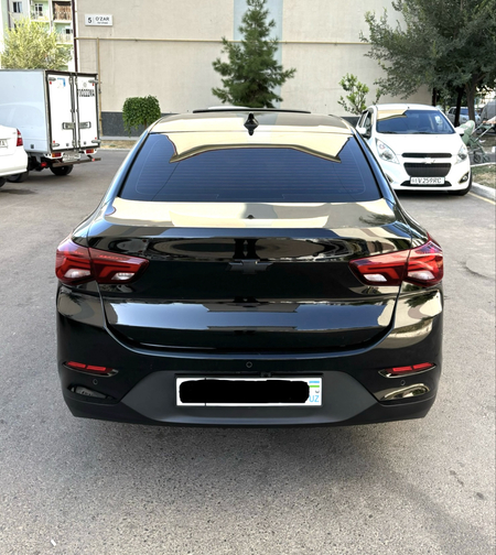 Продаётся Onix Premier 2 (автомат)