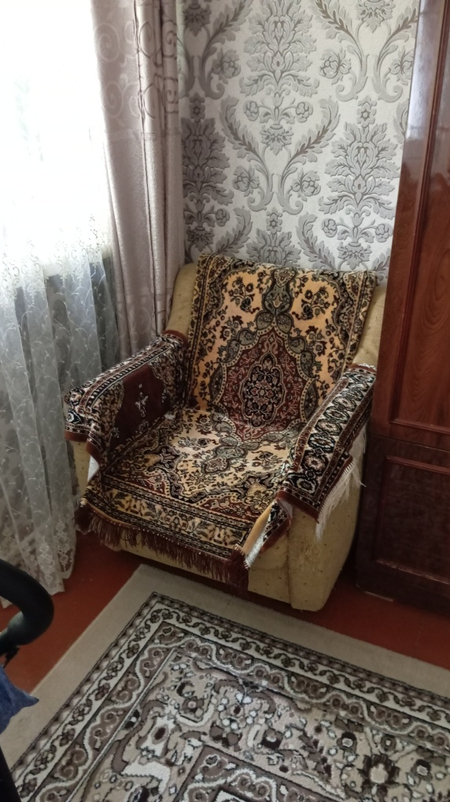 Продается диван и кресла