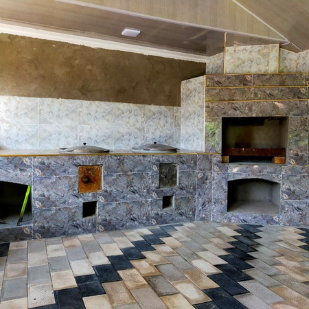 Dacha tapchan basseyn