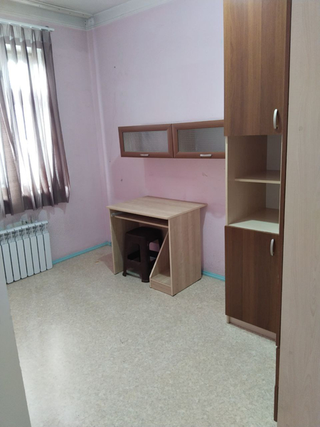 Срочно сдаю квартиру 3 комнатую.
