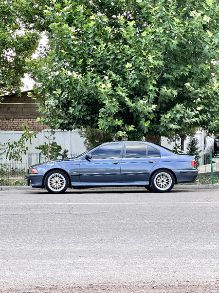 Продаётся BMW Е39