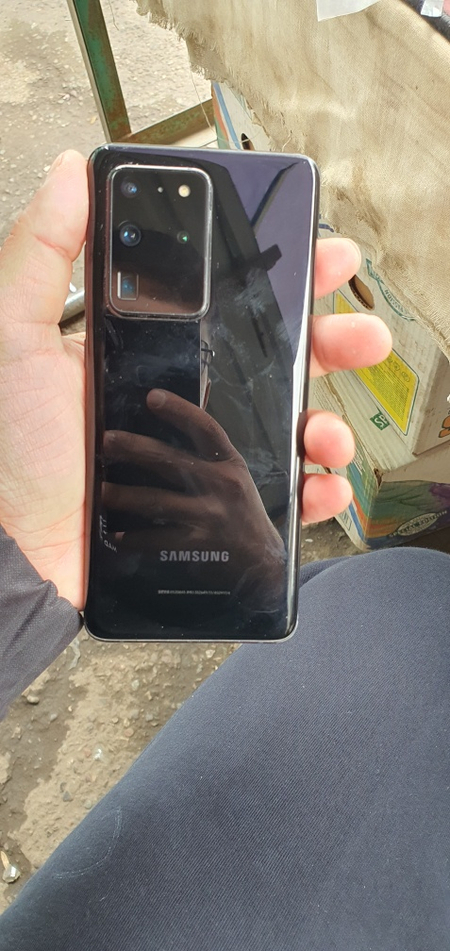 Samsung Galaxy s20 ultra