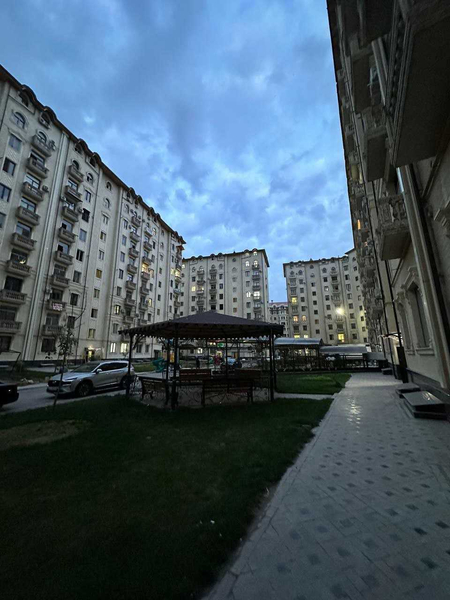 Продается 2хком новостройка в центре(140988)