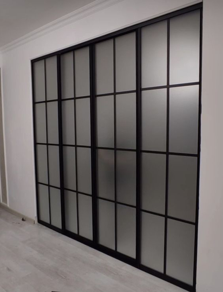 Элегантность и простота: Loft стеклянные раздвижные двери