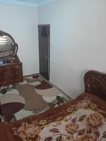 Dom sotiladi SROCHNA 3 xonali