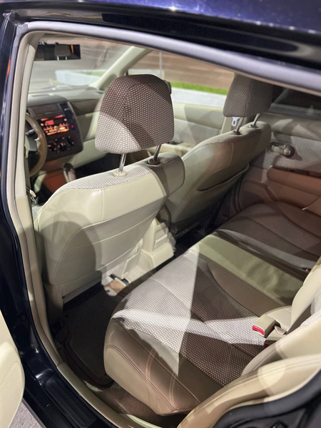 Sotiladi Nissan tiida