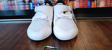 Шоссейная вело обувь от бренда Nike