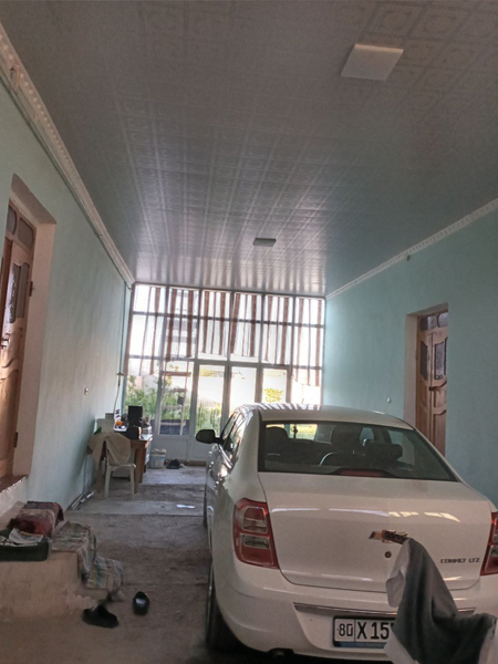 Uchastka sotiladi
