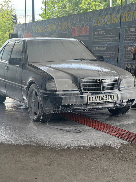 Mercedes w202 sotiladi