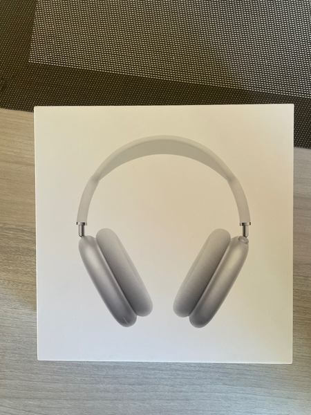 AirPods Max Lux Dubai