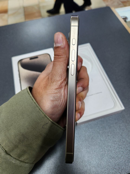 Iphone 15 pro max 256gb