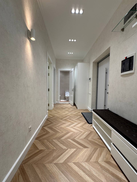 Сдается 3 комнатная квартира на Mirabad Avenue