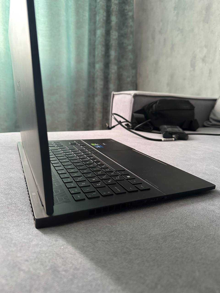 HP OMEN i7-13700HX+ RTX4060+ 32ГБ + 512SSD IPS FHD 16.1 165Гц 2024