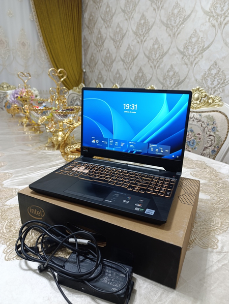 Noutbuk Tuf geming F15