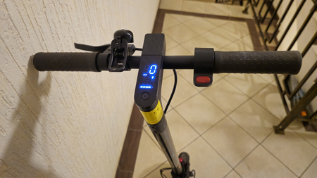 Продам самокат mi 365 pro2