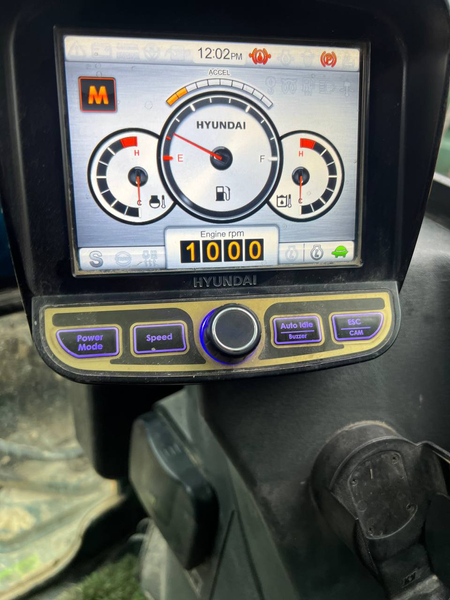 Экскаватор HYUNDAI ROBEX-55W
