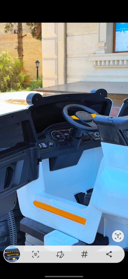 Bolalar elektron auvto mashinasi.