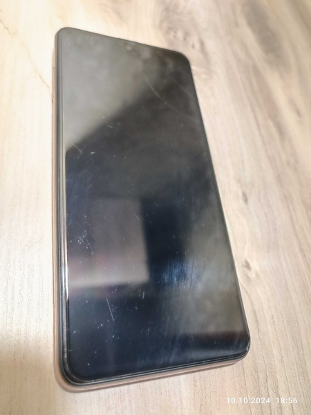 Poco X3 Pro Gold 8+3GB / 256GB.