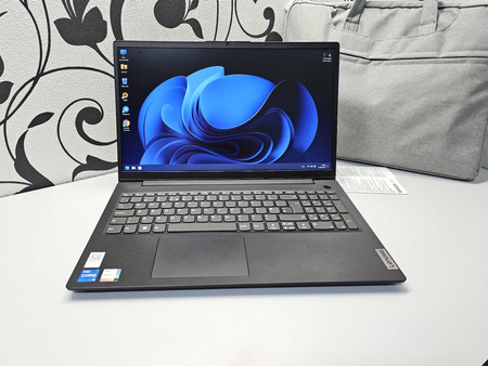ПРОДАМ Lenovo V15G3 Ноутбук Core™i5-1235U 12-ПОКОЛЕНИЯ/8GB/256SSD/15.6