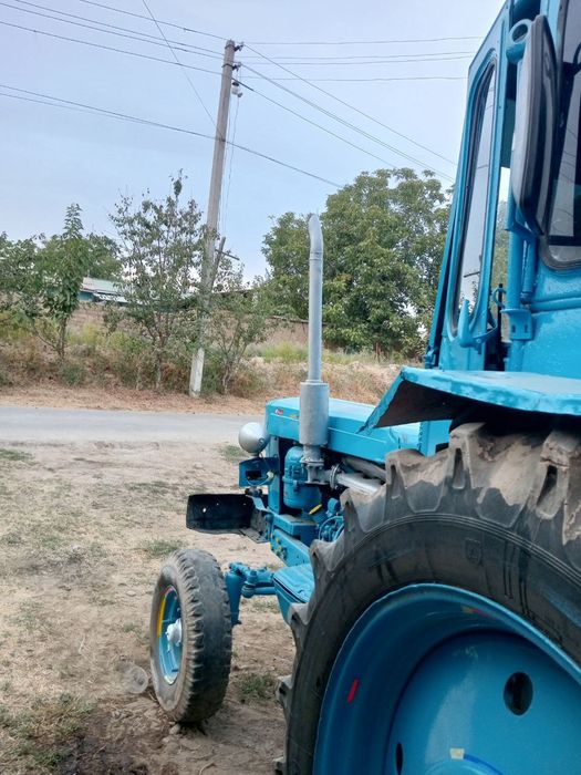 Traktor T 28 yangi