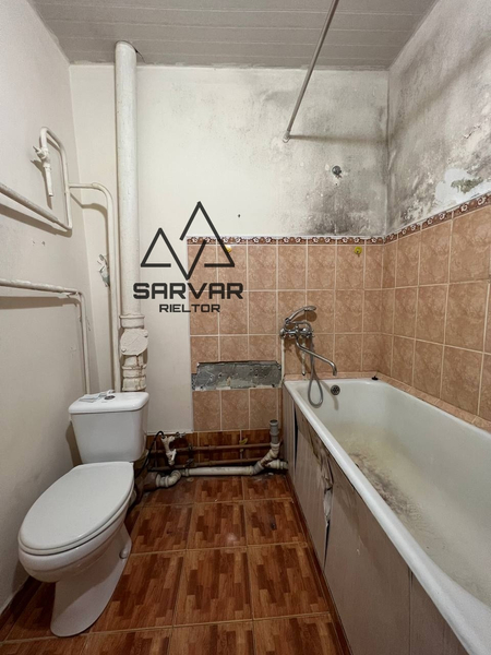 Продам 2 ком ялангач 76 серия
