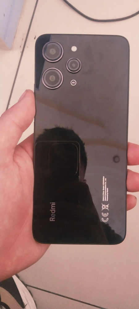 Redmi 12 128 gb srochna sotiladi