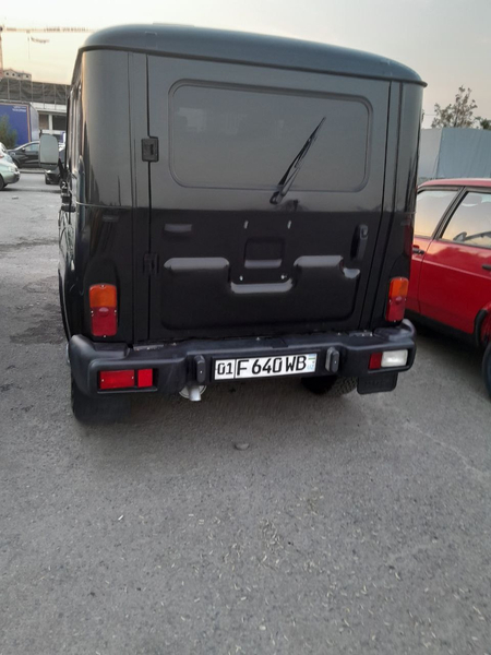 Продаю уаз хантер