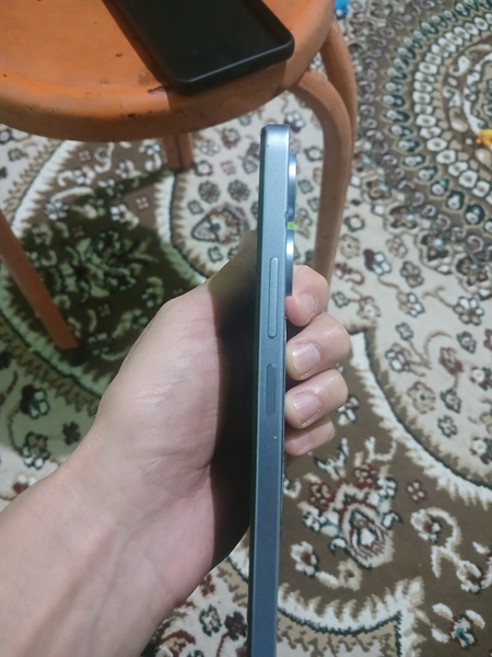 Poco c65 6.128 gb obmen bor