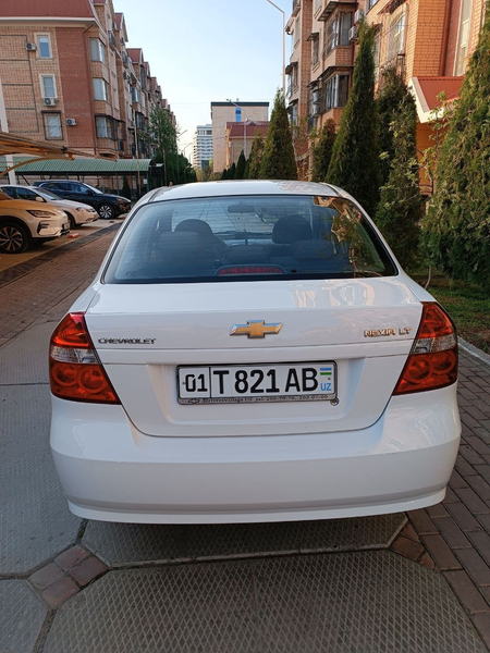 Продам свою а/ м Нексия 3 .