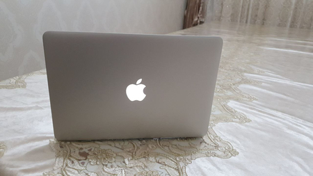 Продаётся MACBOOK