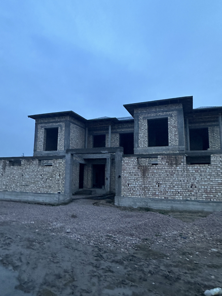 Срочно продаю хайтек котежд