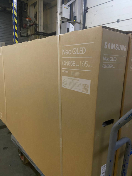 Продаю новый SAMSUNG QE65QN85BAUXCE Гарантия/доставка!