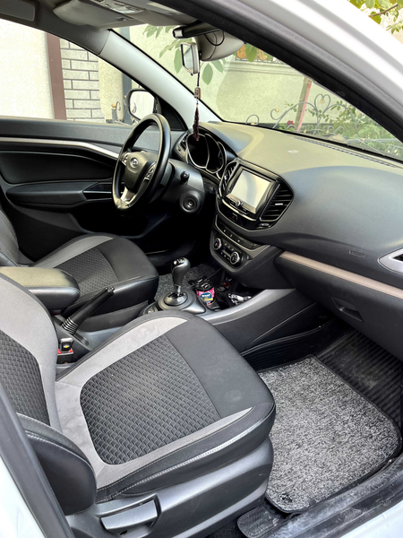 Lada Vesta 1.8 AMT 2019