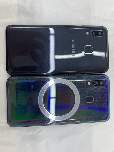 Samsung a40 64 Srochna
