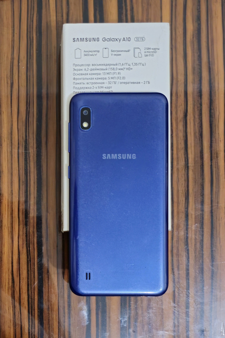 Продается Samsung Galaxy A10 32GB\\nСостояние отличное\\nПамять 32гб\\nНичег