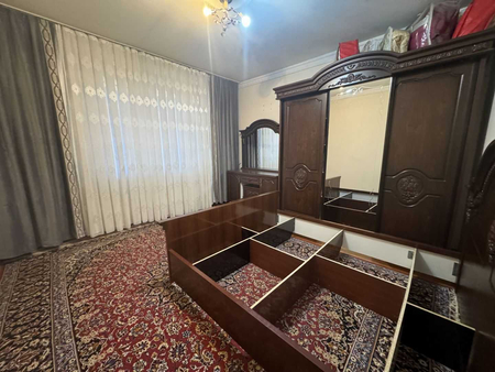 Продаётся квартиры 4/5/9 109 м².Ориентир Метро Беруни (J2426)