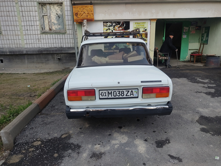 Lada 2107 sotaman o'zimmiki