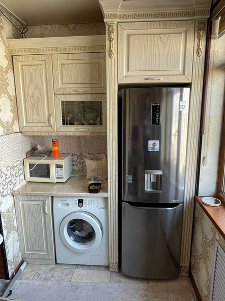 Продам 4х комнатную квартиру на сергели 8а дехкан базар