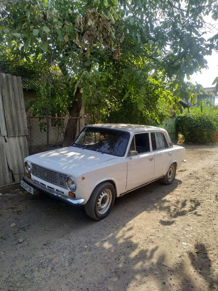 Jiguliy 21013 gaz/benzin
