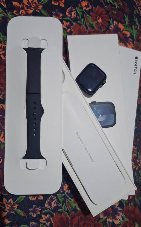 iWatch 9 серия. 41 мм.