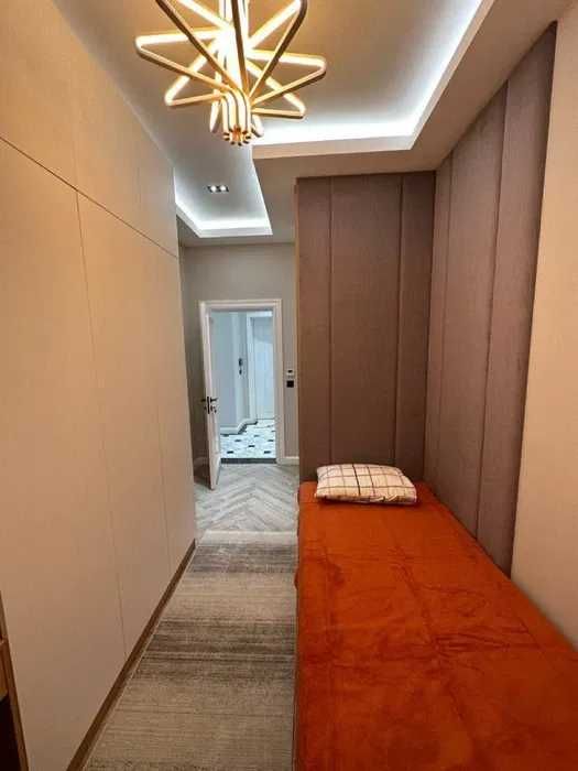 Е9 НОВАЯ 2ком квартира на метро АЙБЕК MIRABAD AVENUE Цум СКВЕР !