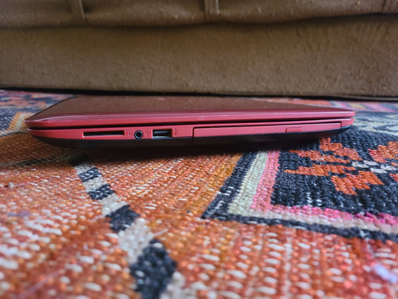 Ноутбук Asus i5(6gen) 2GB видеокартой 8/1000GB