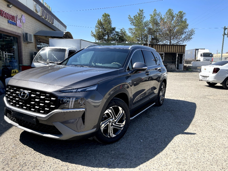 Hyundai santafe 2022 yil