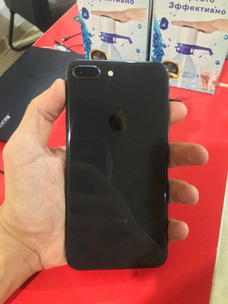 Iphone 8 plus black