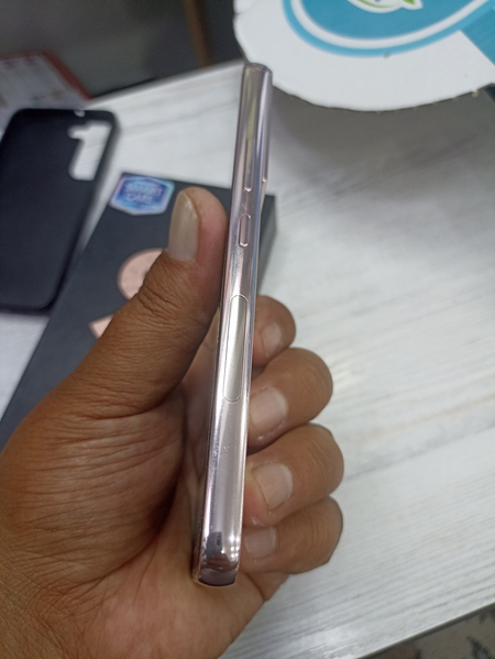 Samsung S22 8/256