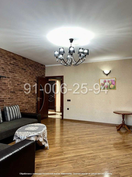 срочно продам квартиру 72м2 Мирабадский район (id1025)